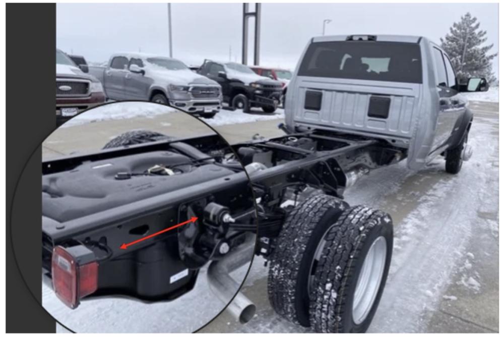 SULASTIC SHACKLE FOR REAR AXLE - F-350, F-450, & F-550 Chassis-Cab